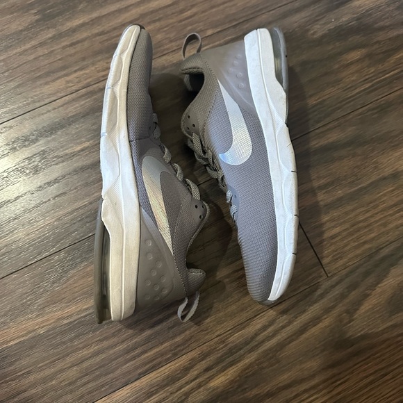 Shoes | Nike Slip Ons | Poshmark